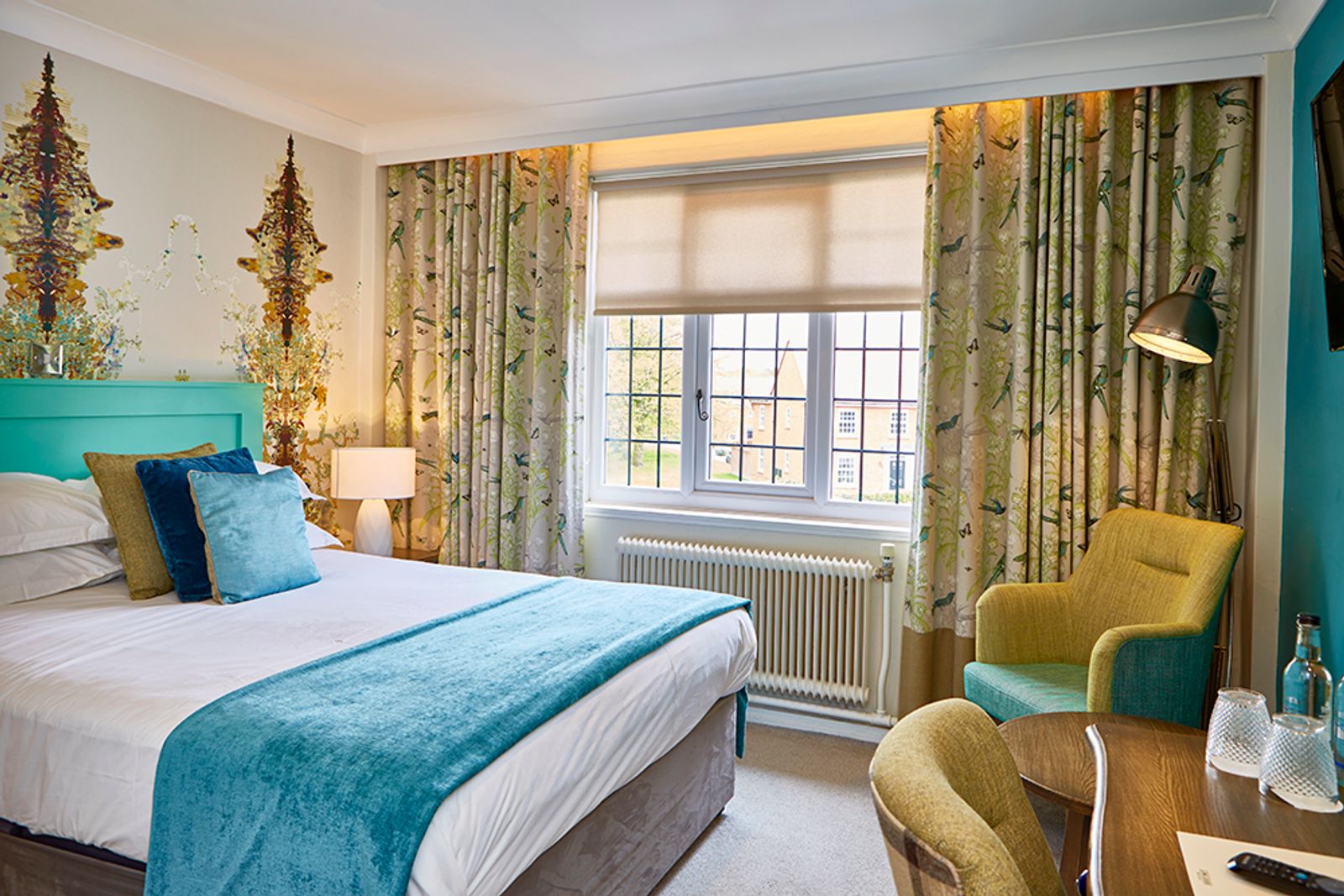 BEST RATE BOOK DIRECT PLUS £10 VOUCHER